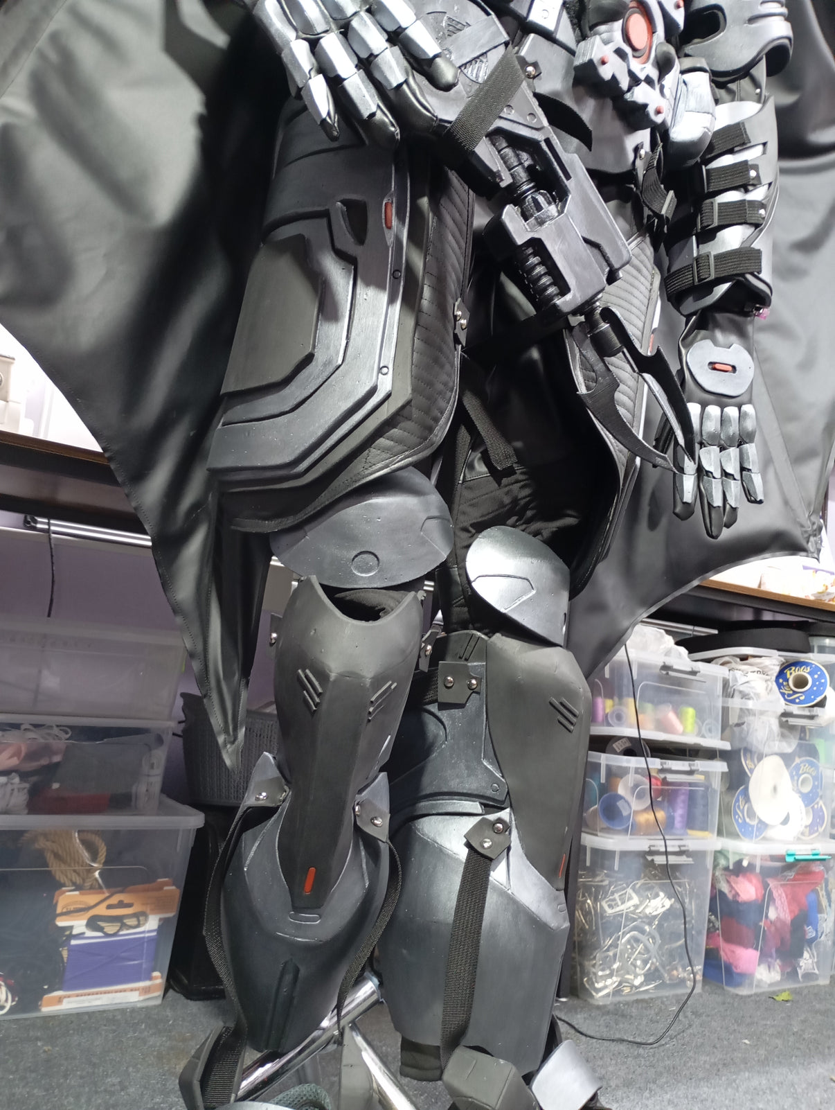 Batman Beyond (Arkham Knight) custom cosplay – GNG Cosplay
